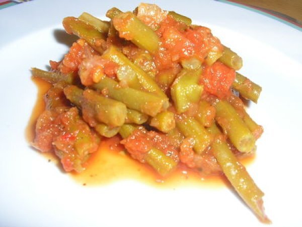 Recette de haricots verts à la tomate savoureuse