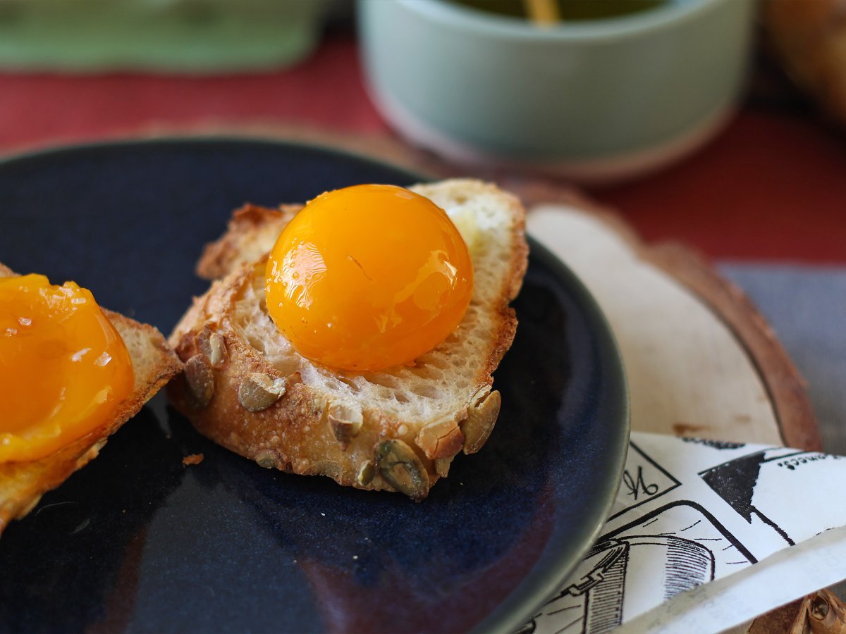 Recette de jaunes d'œufs confits à l'air fryer