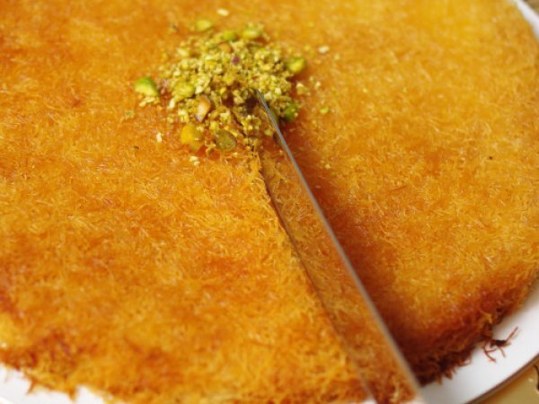 Knafeh bel jebneh - Recette Ptitchef