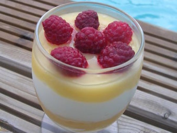Lemon curd tout doux et petites verrines au fromage blanc