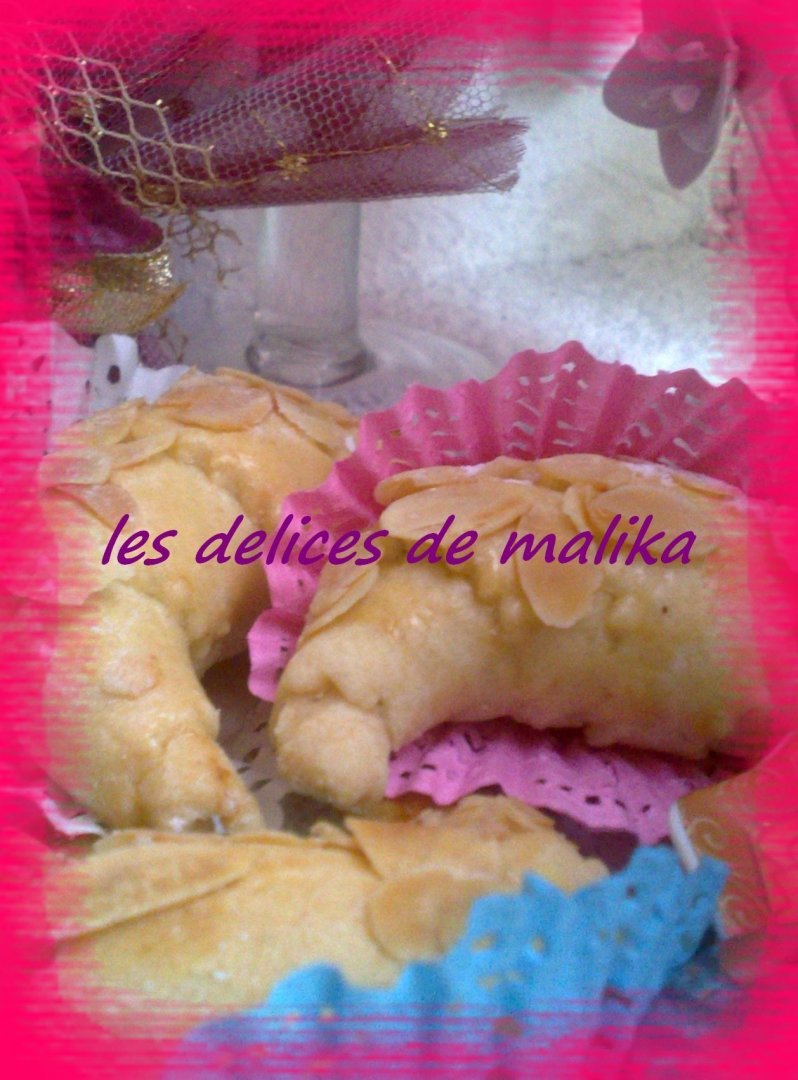 Les tcharèk al3aryane ou les cornes de gazele - Recette Ptitchef