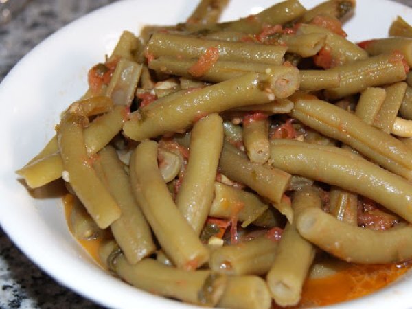 Recette de loubia el khadra : haricots verts à l'huile