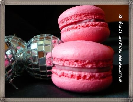 Recette de macarons framboise délicieuse et sucrée