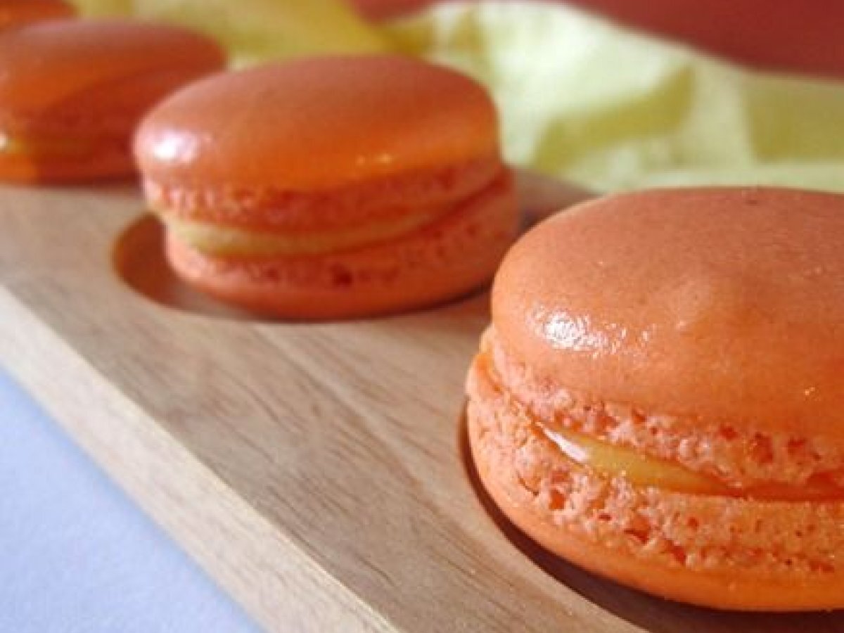 Macarons aux fruits de la passion - Recette Ptitchef