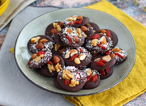 Recette de mendiants : chocolats aux fruits secs