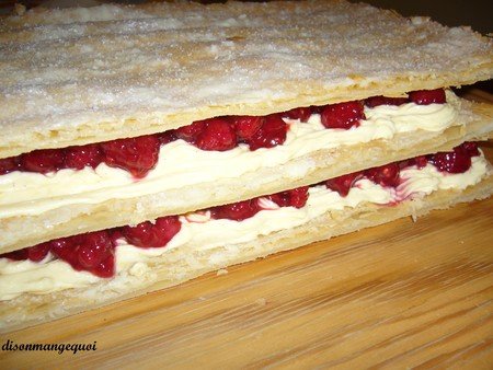 Recette de mille-feuille léger aux fruits rouges et caramel