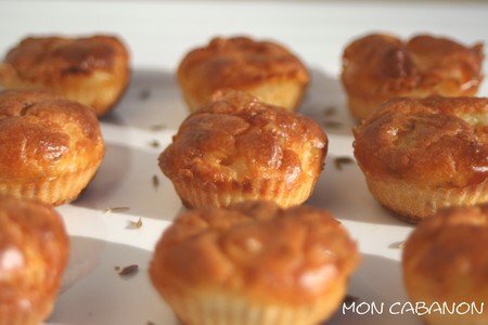 Recette de mini cakes au chèvre, cumin et miel