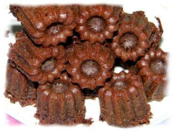 Recette de mini cannelés au chocolat fondants
