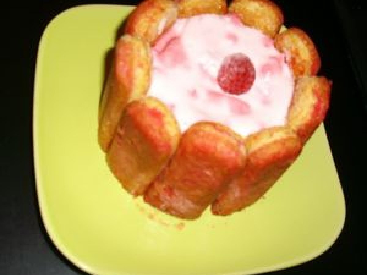 Mini-charlotte aux framboises - Recette Ptitchef