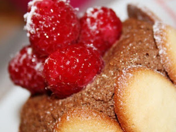 Recette mini-charlotte mousse chocolat et framboises