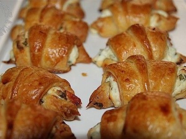 Recette mini croissants saumon, fromage et ciboulette