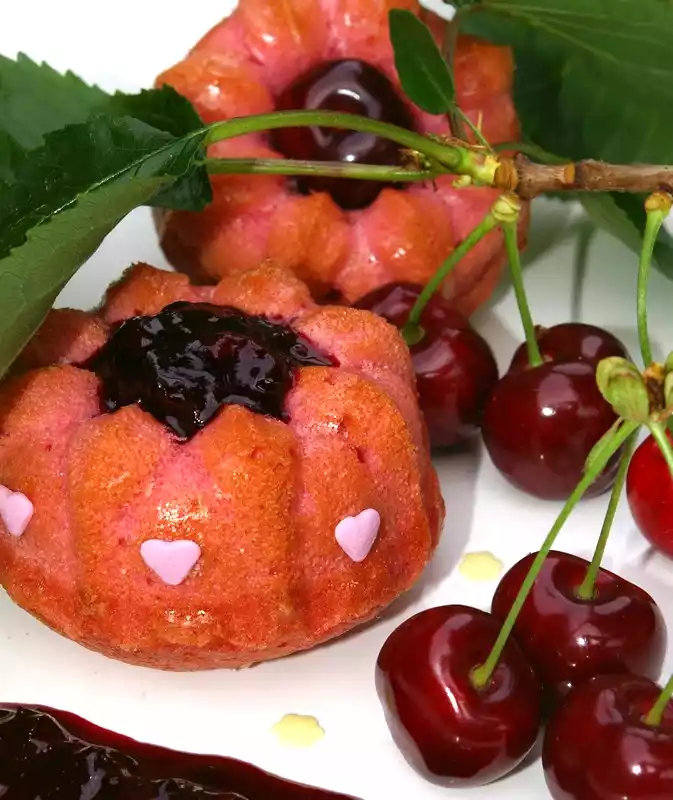 Recette de mini gâteaux aux cerises savoureux