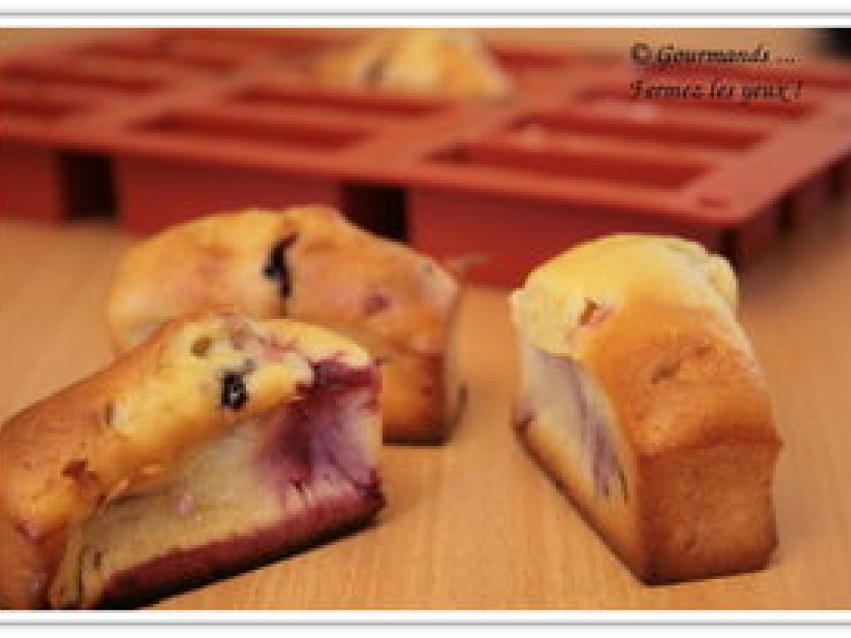 Recette de mini gâteaux yaourt aux fruits rouges