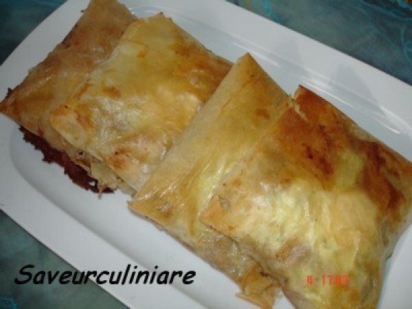 Recette de mini pastilla à la viande hachée et œufs