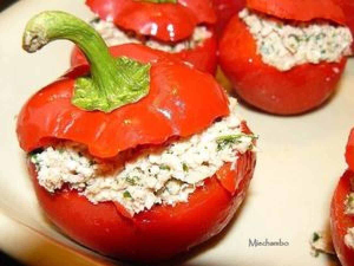 Mini poivrons farcis au thon et aux anchois - Recette Ptitchef