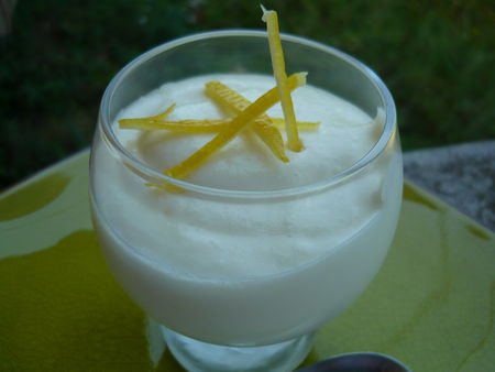 Recette de mousse au citron facile et rapide