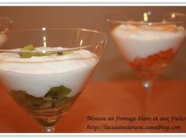 Recette de mousse au fromage blanc et aux fruits