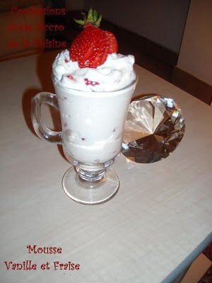 Recette de mousse vanille aux fraises fraîches