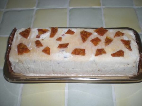Recette de nougat glacé aux fruits confits et au rhum