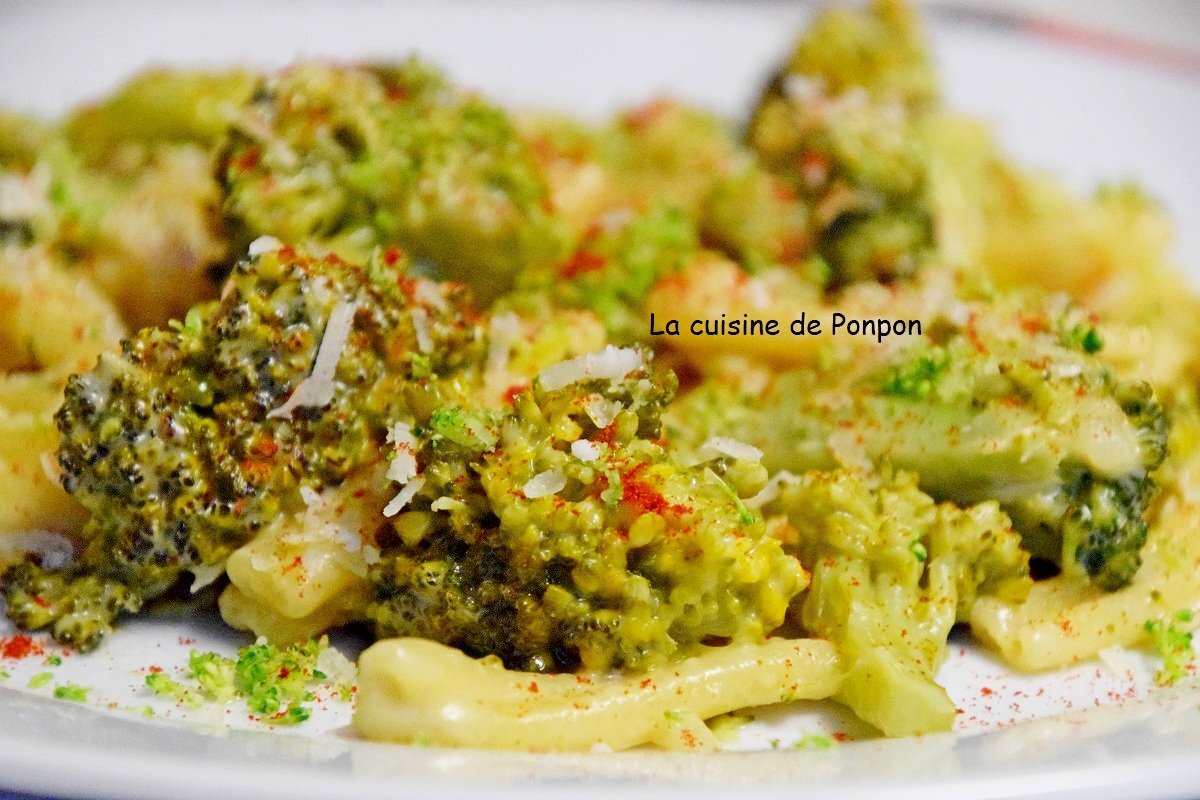 Recette d'une pot pasta aux pâtes et brocoli, végétarien