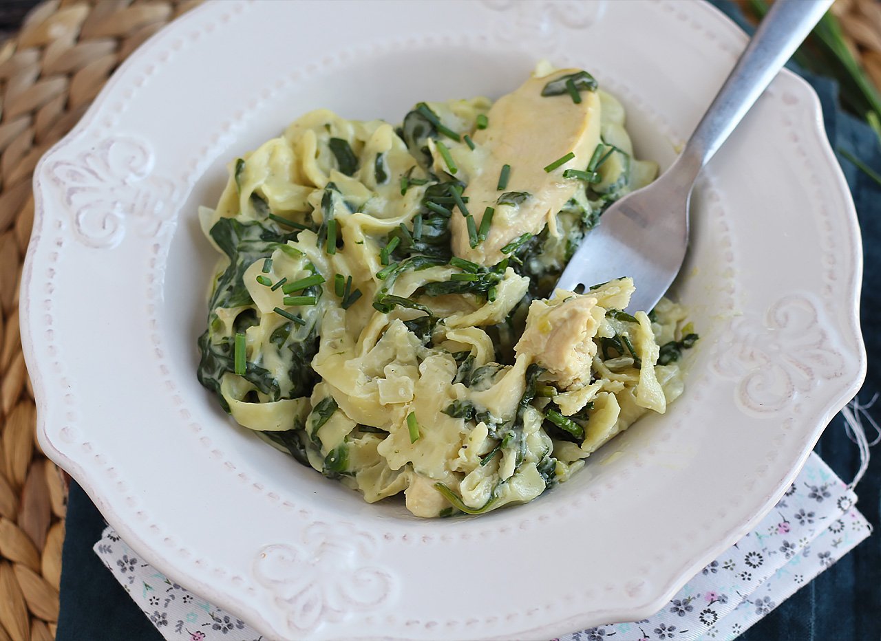 Recette de one pot pasta épinards, chèvre, poulet