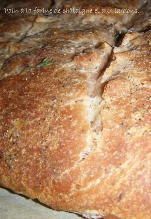 Pain à la farine de châtaigne et aux lardons - Recette Ptitchef