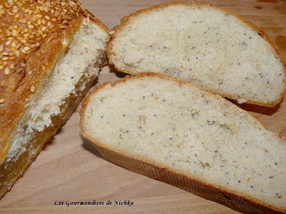Pain à la farine de quinoa et aux céréales - Recette Ptitchef