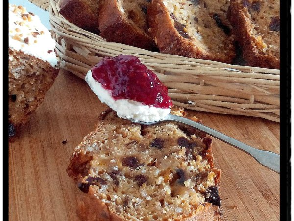 Pain énergétique abricots pruneaux aux muesli fruits rouges - Recette ...