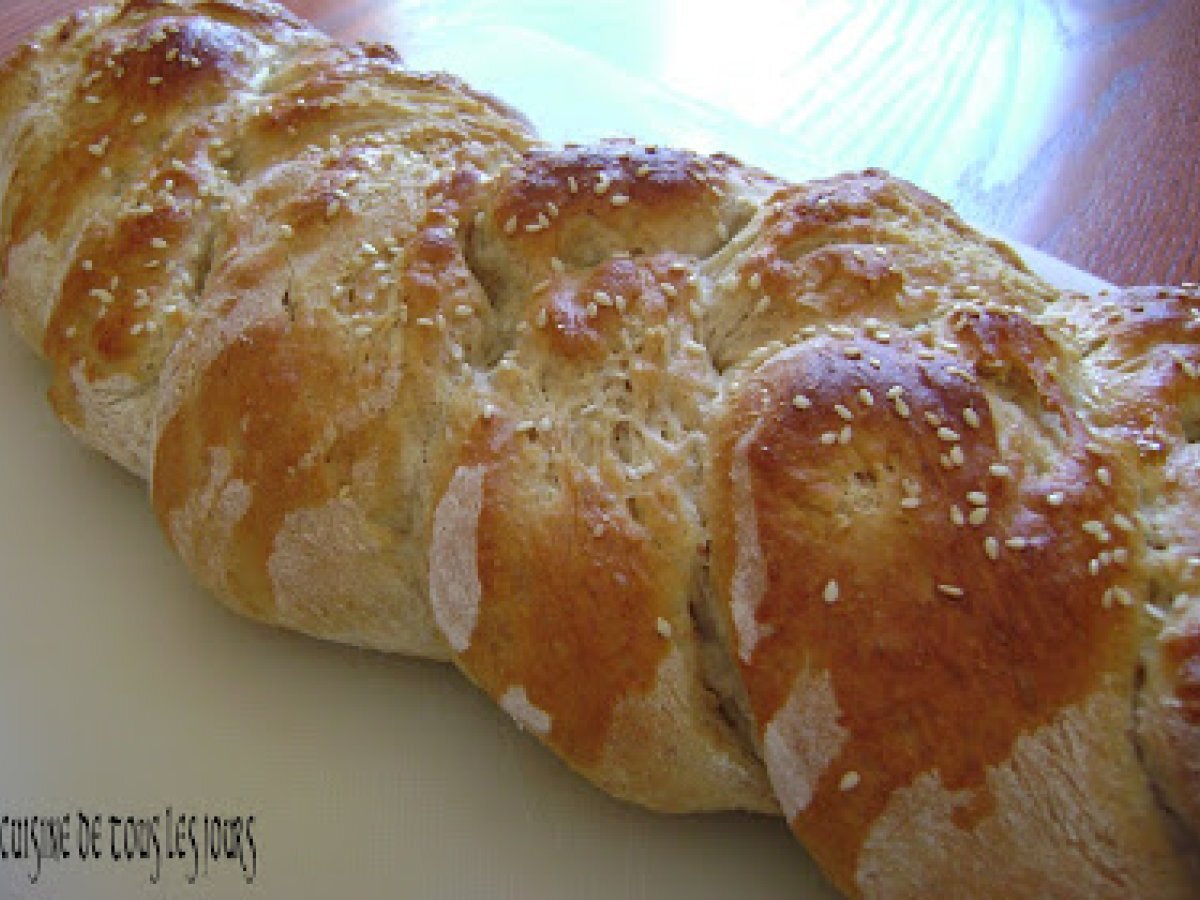 Recette de pain tressé fait maison et savoureux