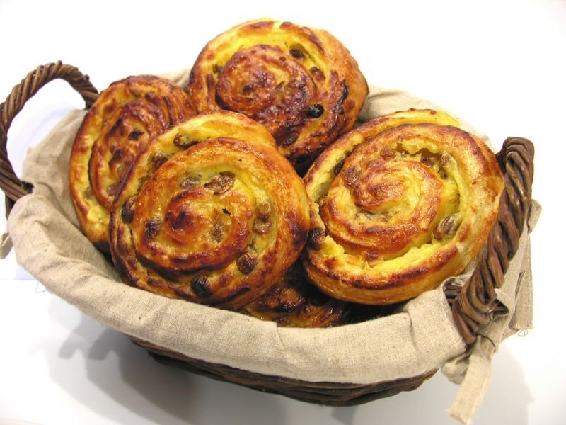 Recette de pains aux raisins moelleux et savoureux