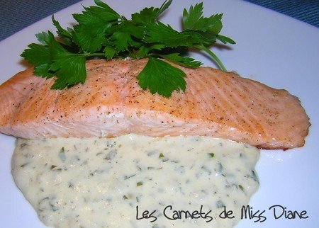 Recette de pavé de saumon à la sauce chèvre