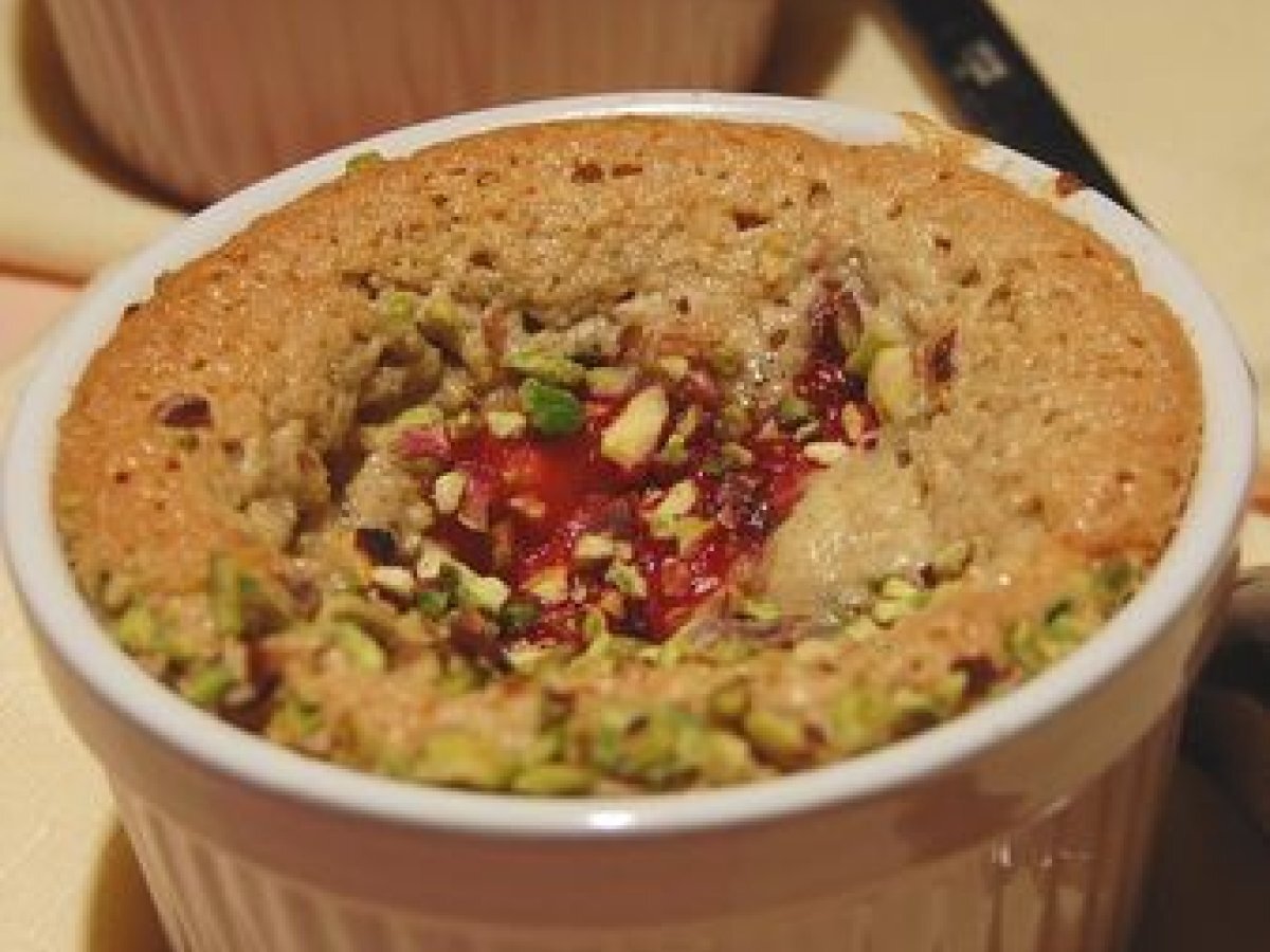 Recette de pêches melba dans un biscuit amandes pistaches