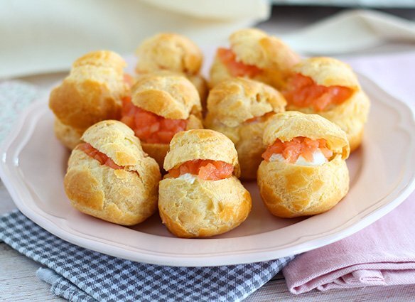 Recette de petits choux au saumon facile et rapide