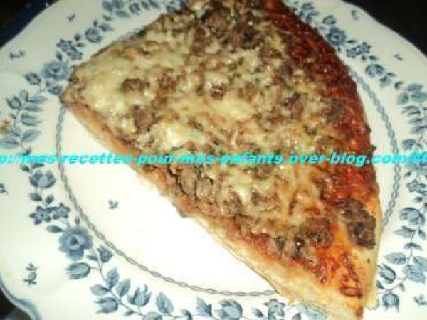 Recette de pizza à la viande hachée savoureuse