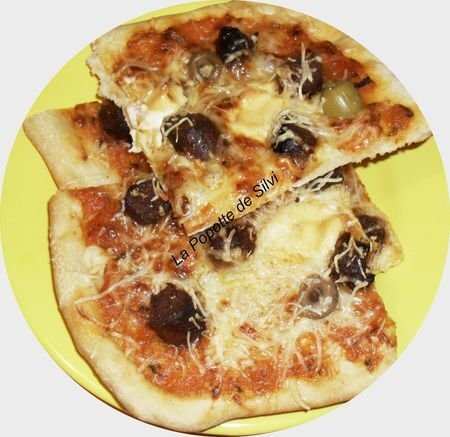 Recette de pizza merguez épicée et savoureuse