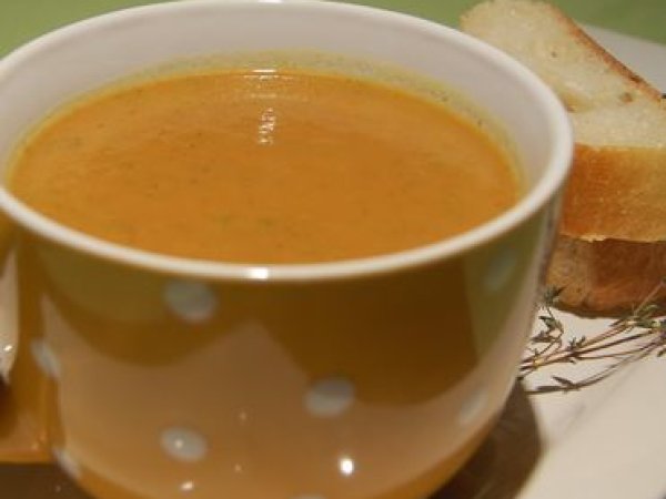 Recette de potage improvisé aux poireaux et courgettes