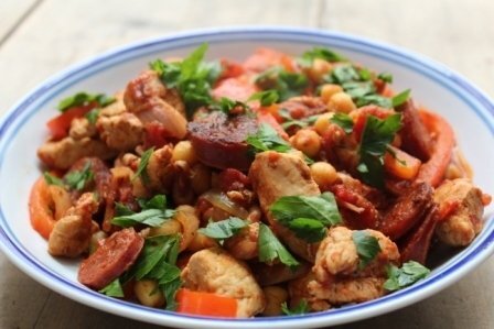 Recette de poulet au chorizo savoureuse et épicée