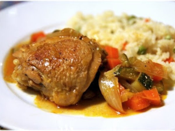 Poulet mijoté aux petits légumes - Recette Ptitchef