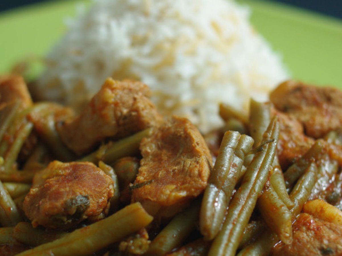 Ragoût de haricots à l'agneau et son riz / roz w'fassouliyyé - Recette ...