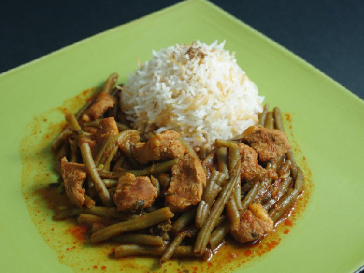 Ragoût de haricots à l'agneau et son riz / roz w'fassouliyyé - Recette ...