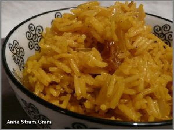 Recette de riz à l'indienne savoureuse et épicée