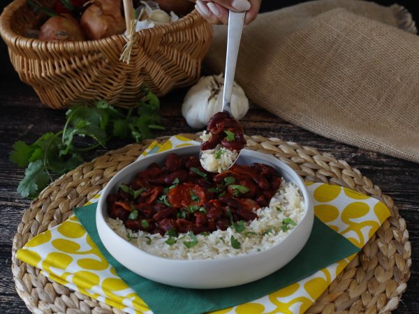 Recette de riz cubain : haricots rouges et poitrine fumée