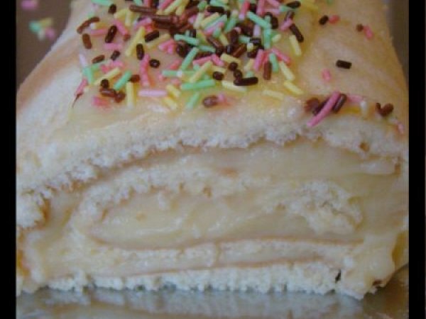 Recette de roulé à la crème pâtissière