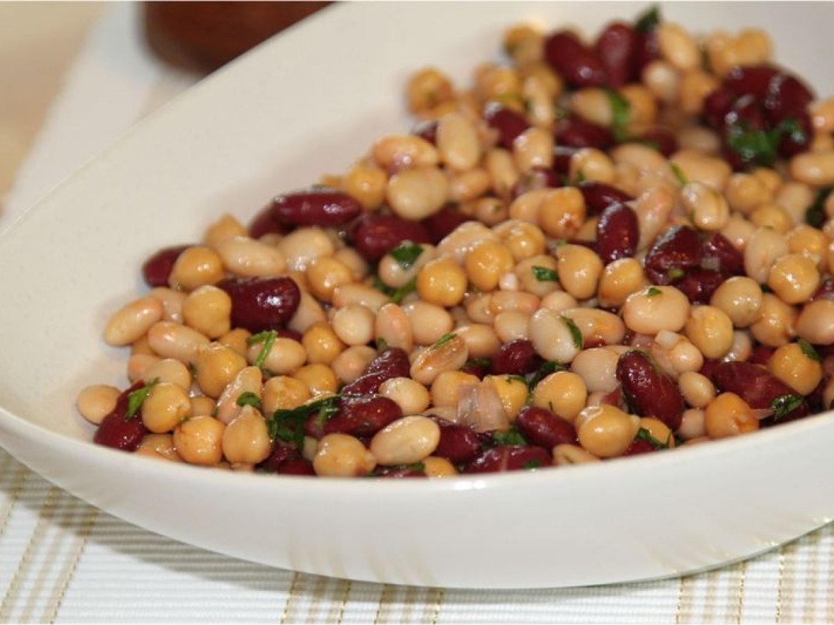 Recette de salade de légumes secs variée et savoureuse