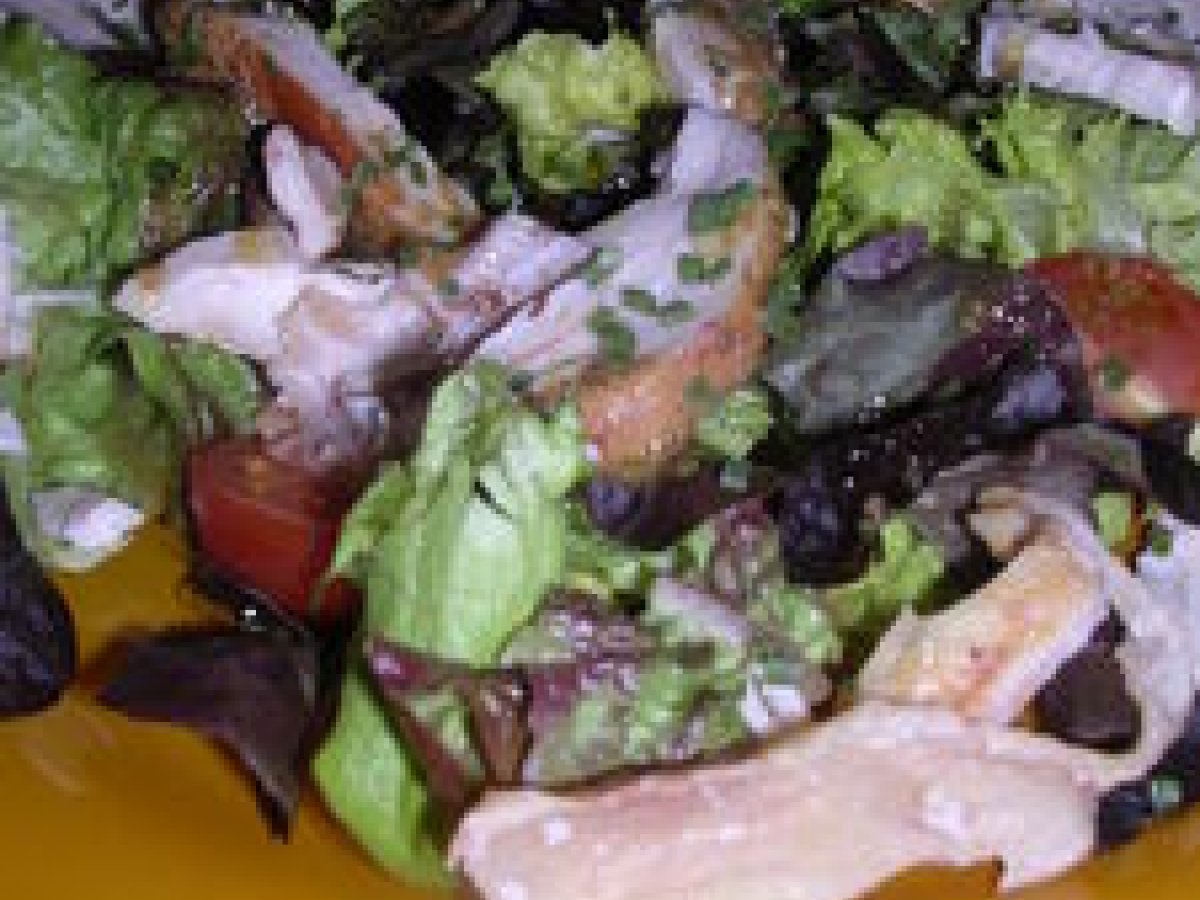 Recette de salade de poulet fumé aux herbes fraîches