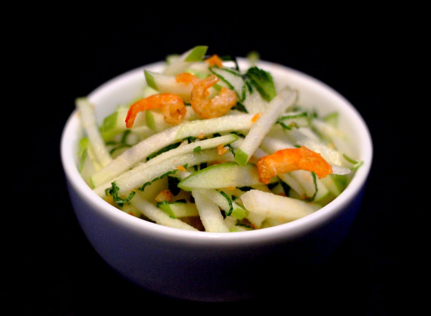 Salade granny smith / menthe / crevettes séchées