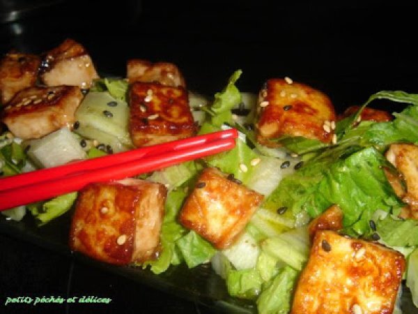 Recette de salade tiède de laitue chinoise et tofu