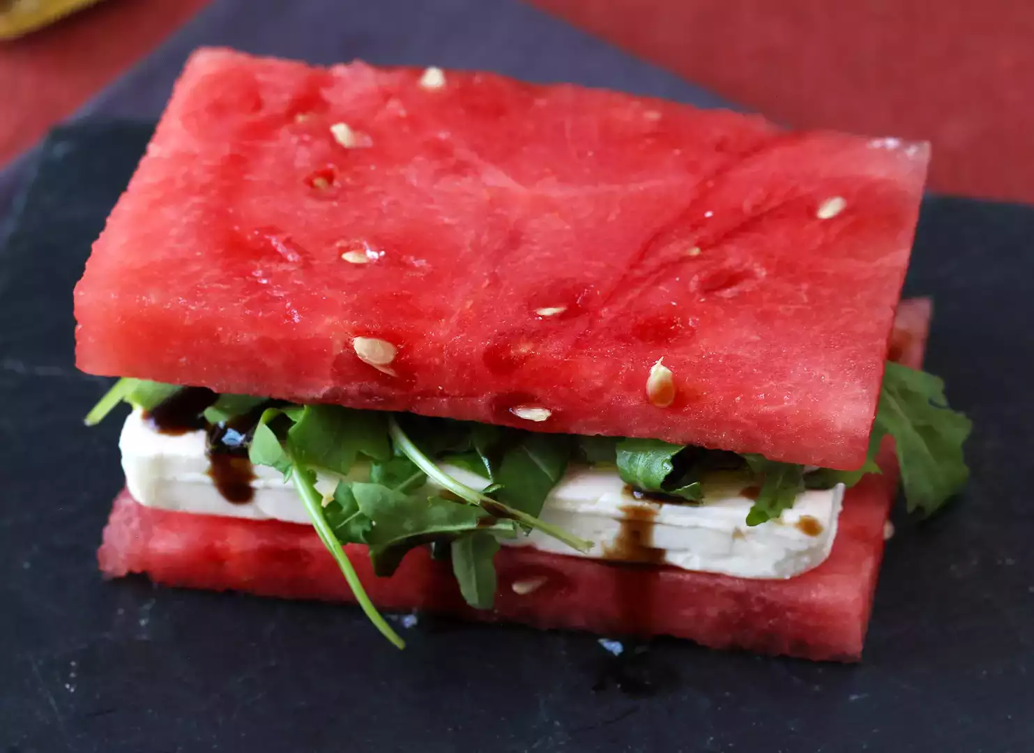 Sandwich pastèque feta roquette, la recette virale hyper fraîche pour l ...