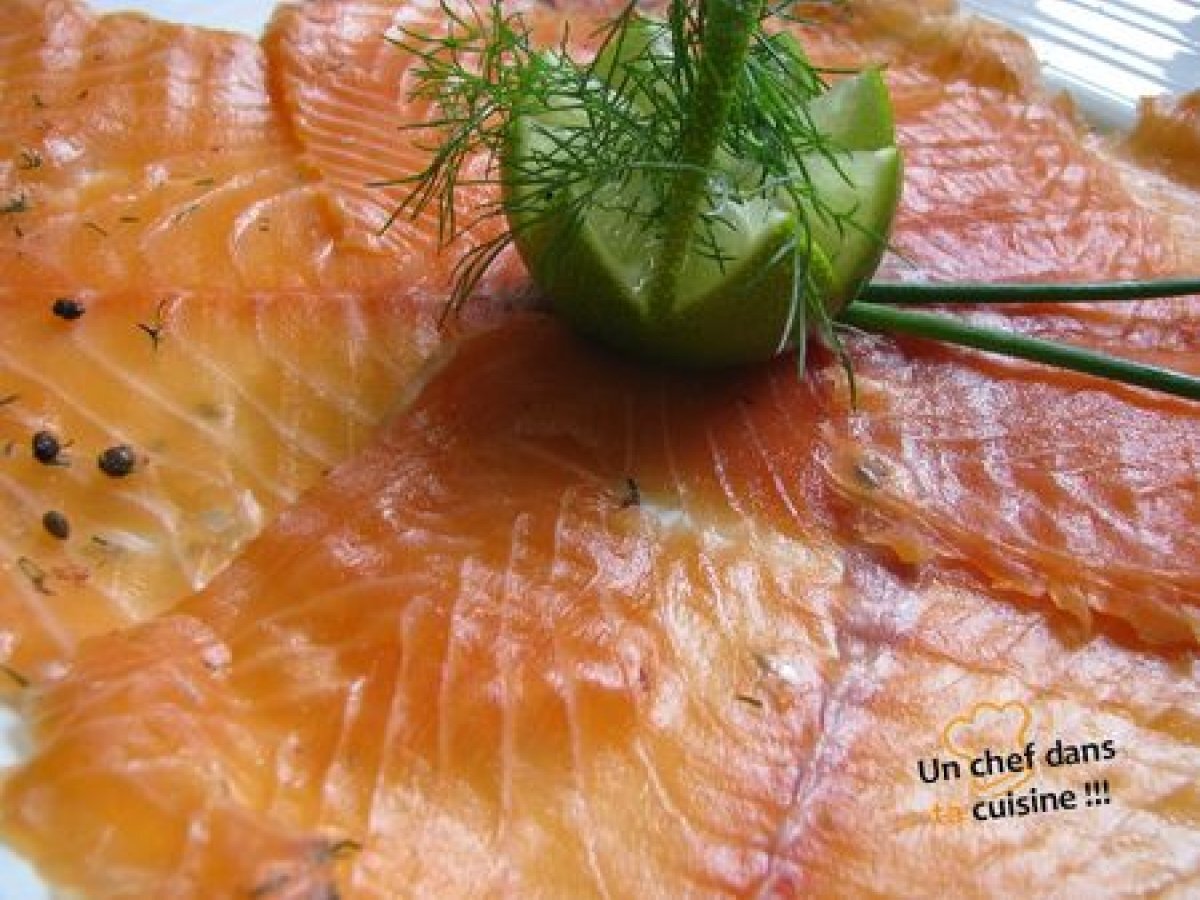 Saumon fumé aux baies roses à l'aneth de a à z - Recette Ptitchef