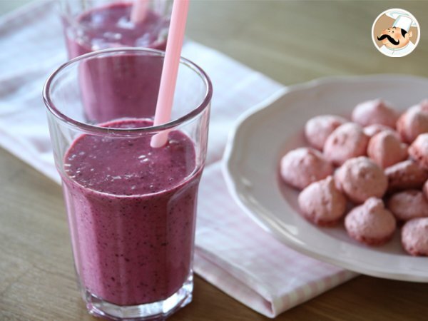Recette de smoothie aux fruits rouges et banane